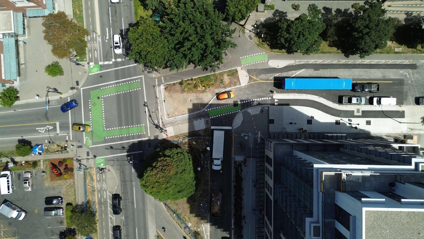 [Harris Green] 979-983 Pandora Avenue | Rentals; retail | 16-storeys ...